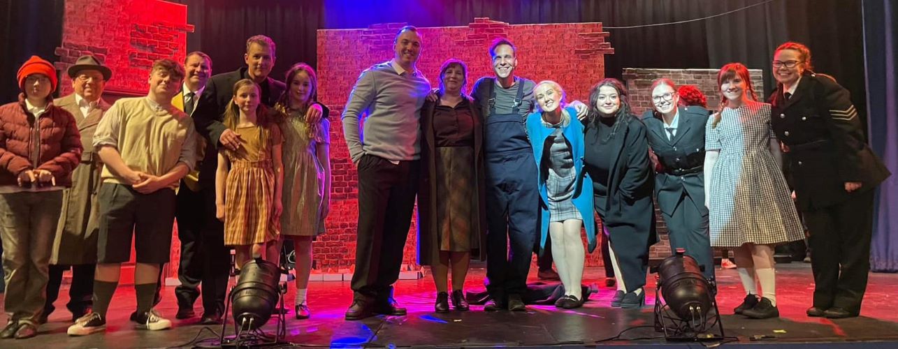 Blood Brothers (The Play) – Daneside Theatre, Congleton - North West End UK