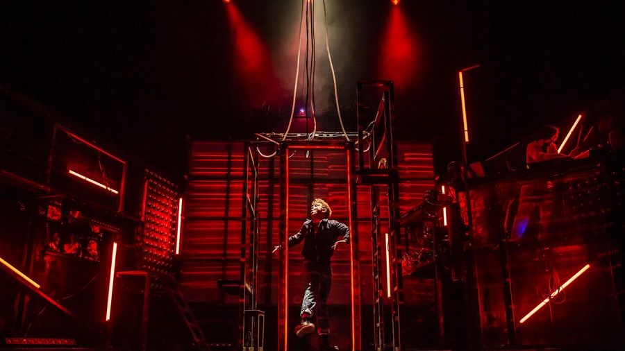 Cruise - HOME Mcr - North West End UK