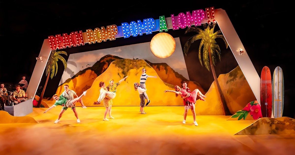 Fun at the Beach Romp-Bomp-A-Lomp!! – Southwark Playhouse - North West ...