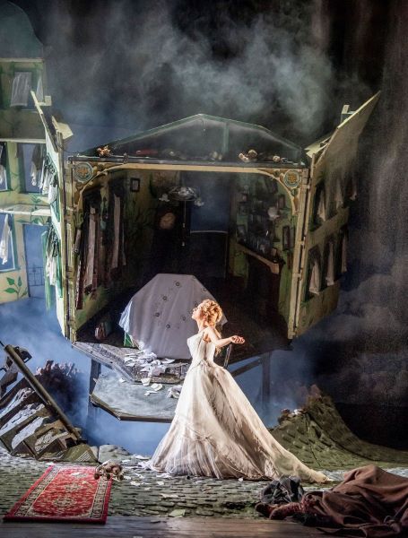 An Inspector Calls - Alexandra Palace - North West End UK