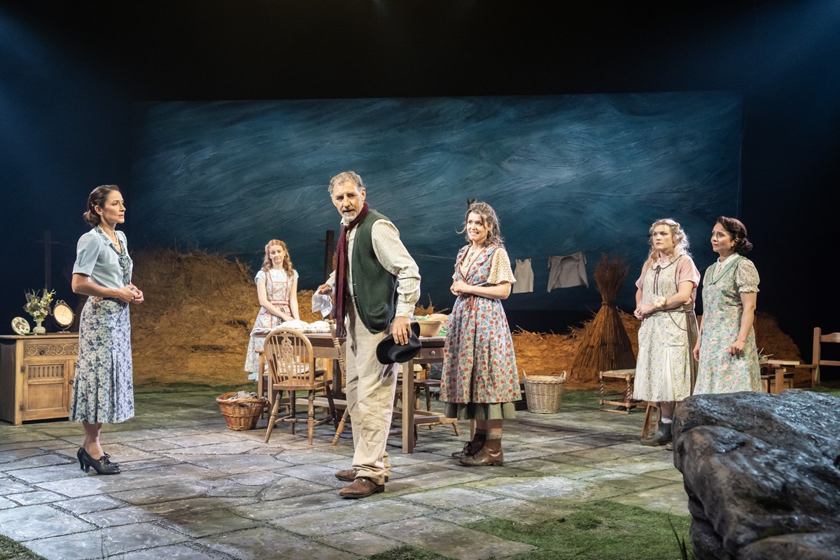 Dancing at Lughnasa – Crucible Theatre - North West End UK