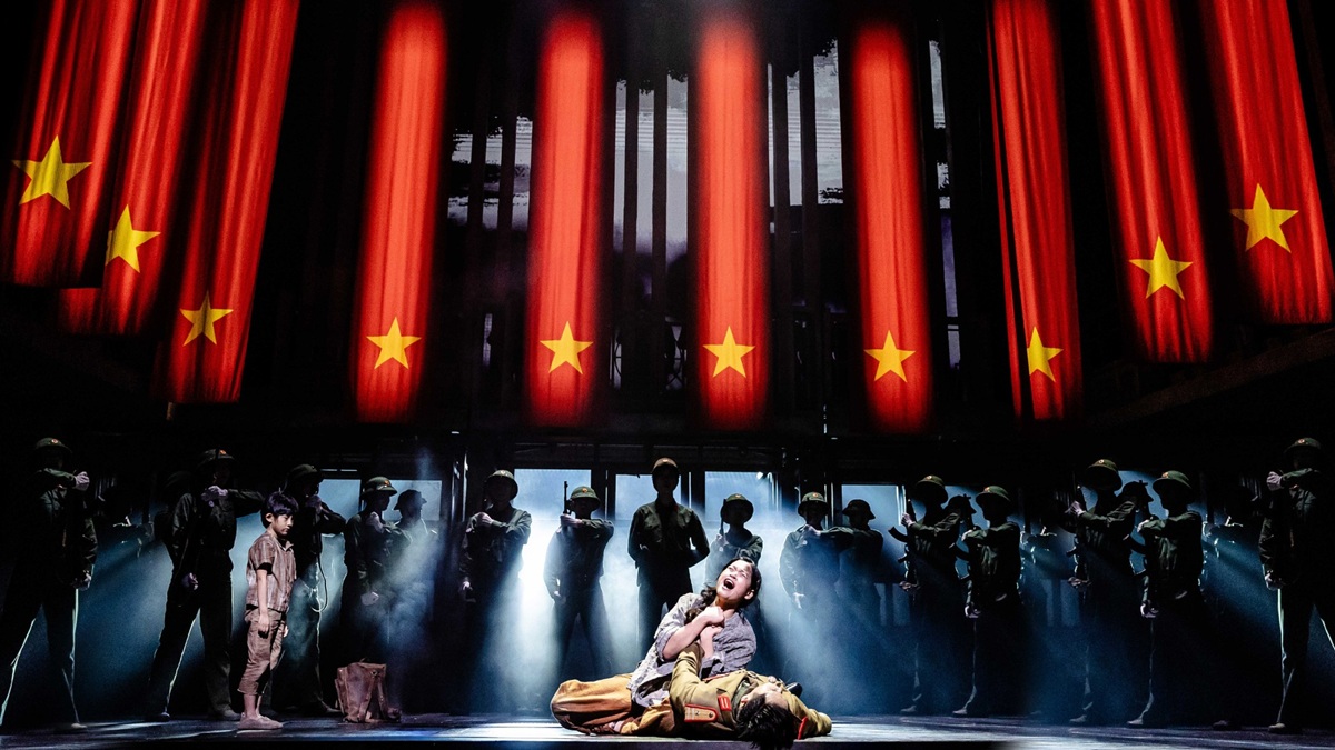 Miss Saigon – Leeds Grand - North West End UK